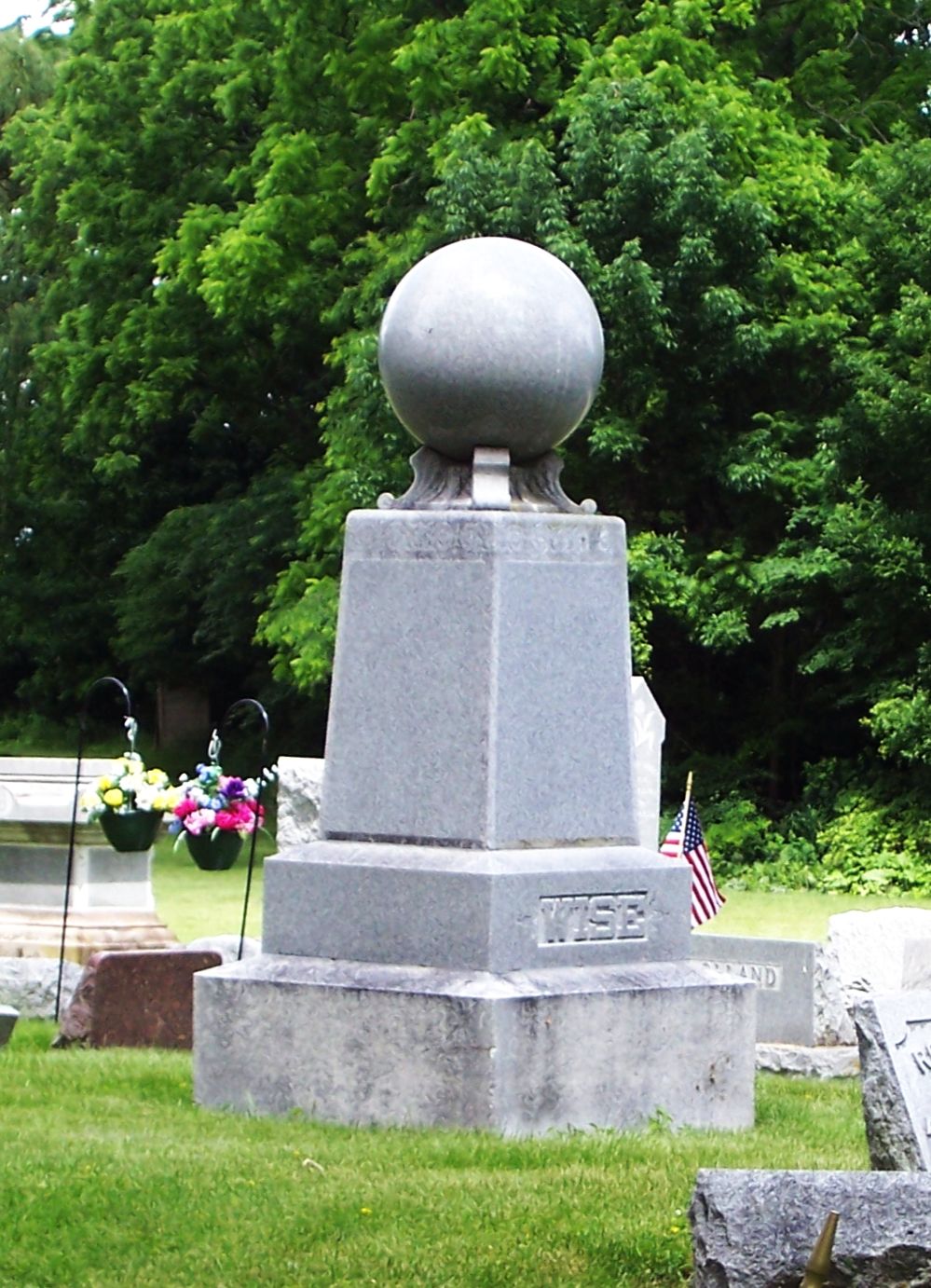 Tombstone Tuesday-Sphere – Karen’s Chatt