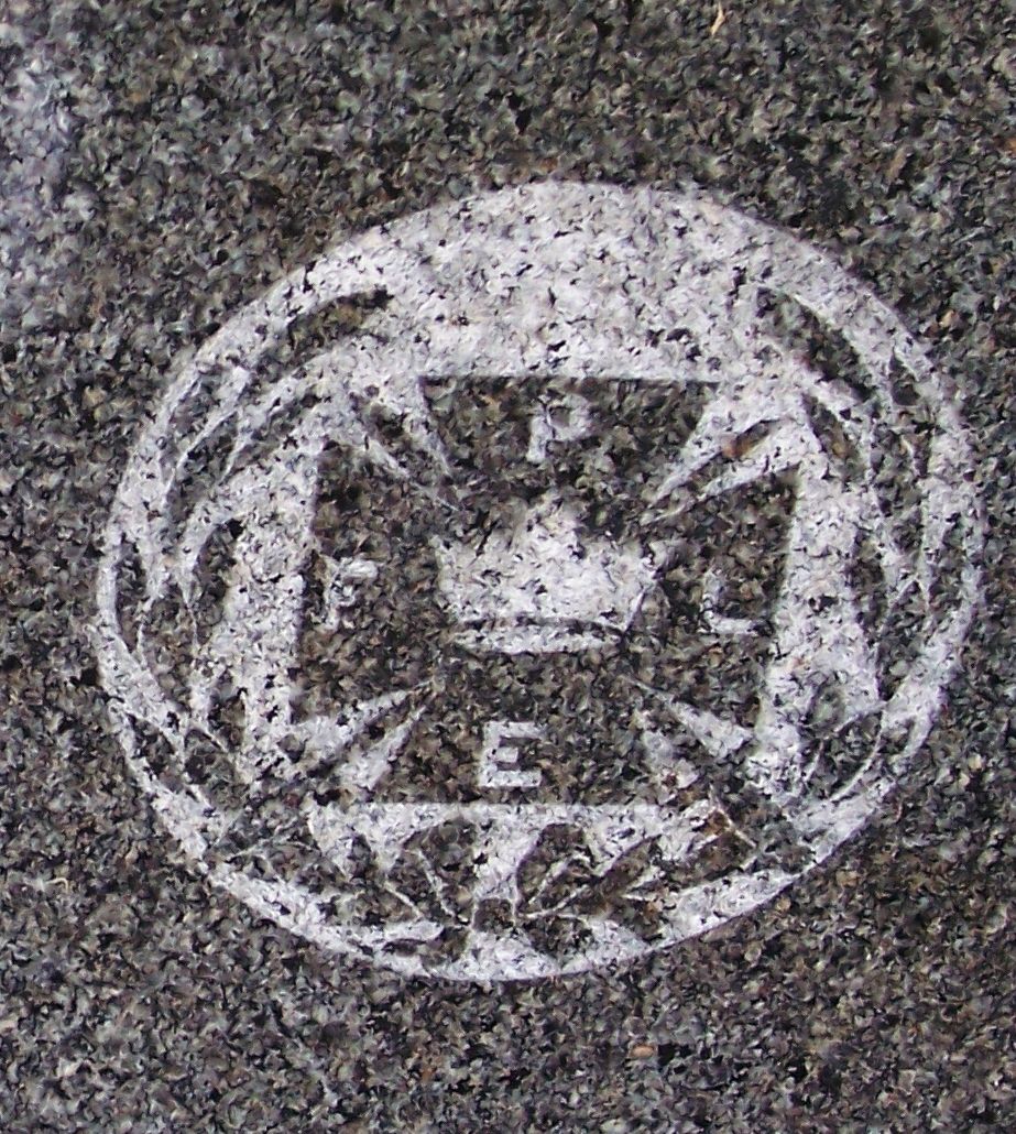Tombstone Tuesday–Pythian Sisters Symbol – Karen’s Chatt