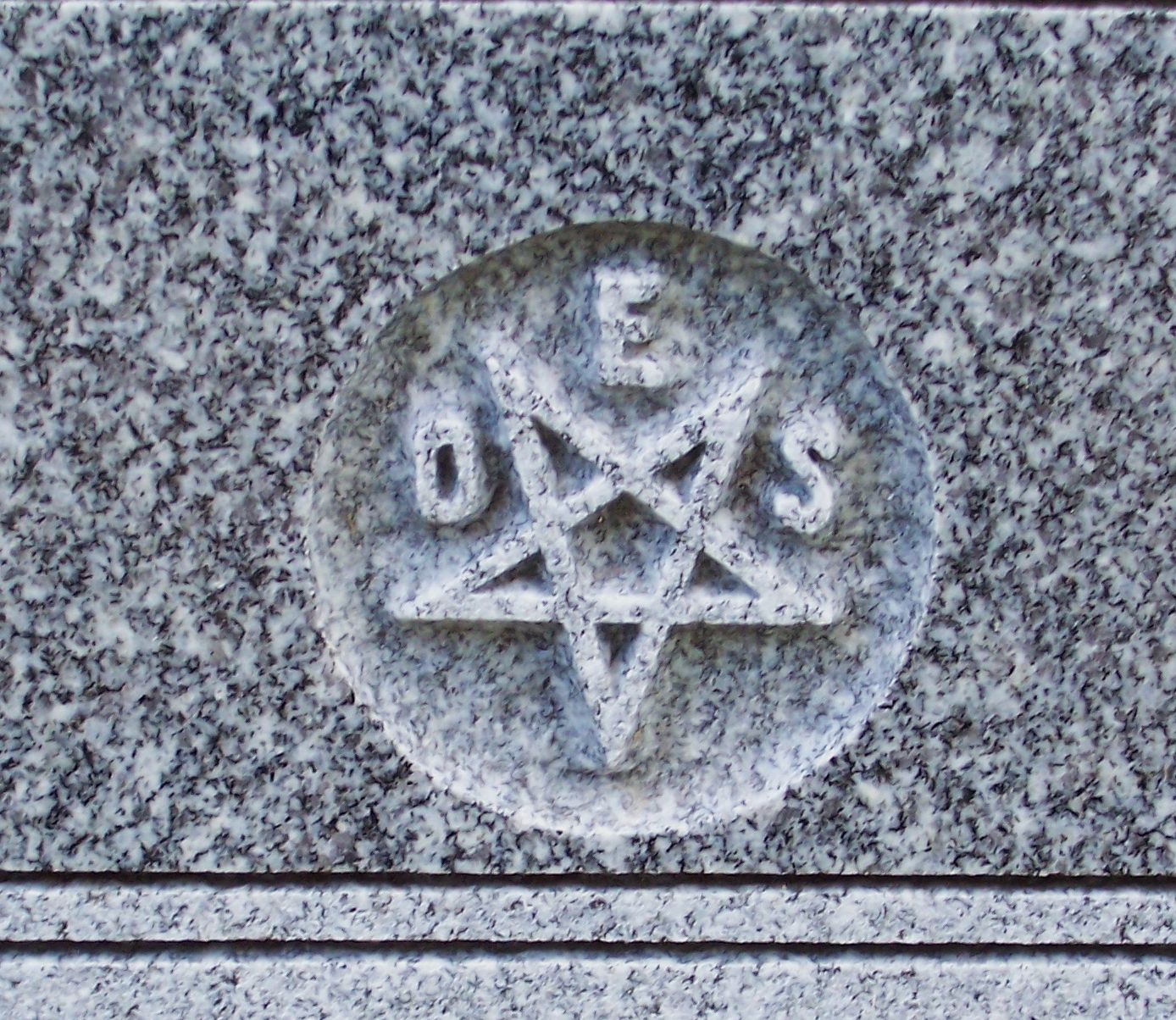 Tombstone Tuesday-Masonic Tombstone Art – Karen’s Chatt