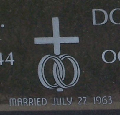 Tombstone Tuesday-Marriage Symbol – Karen’s Chatt