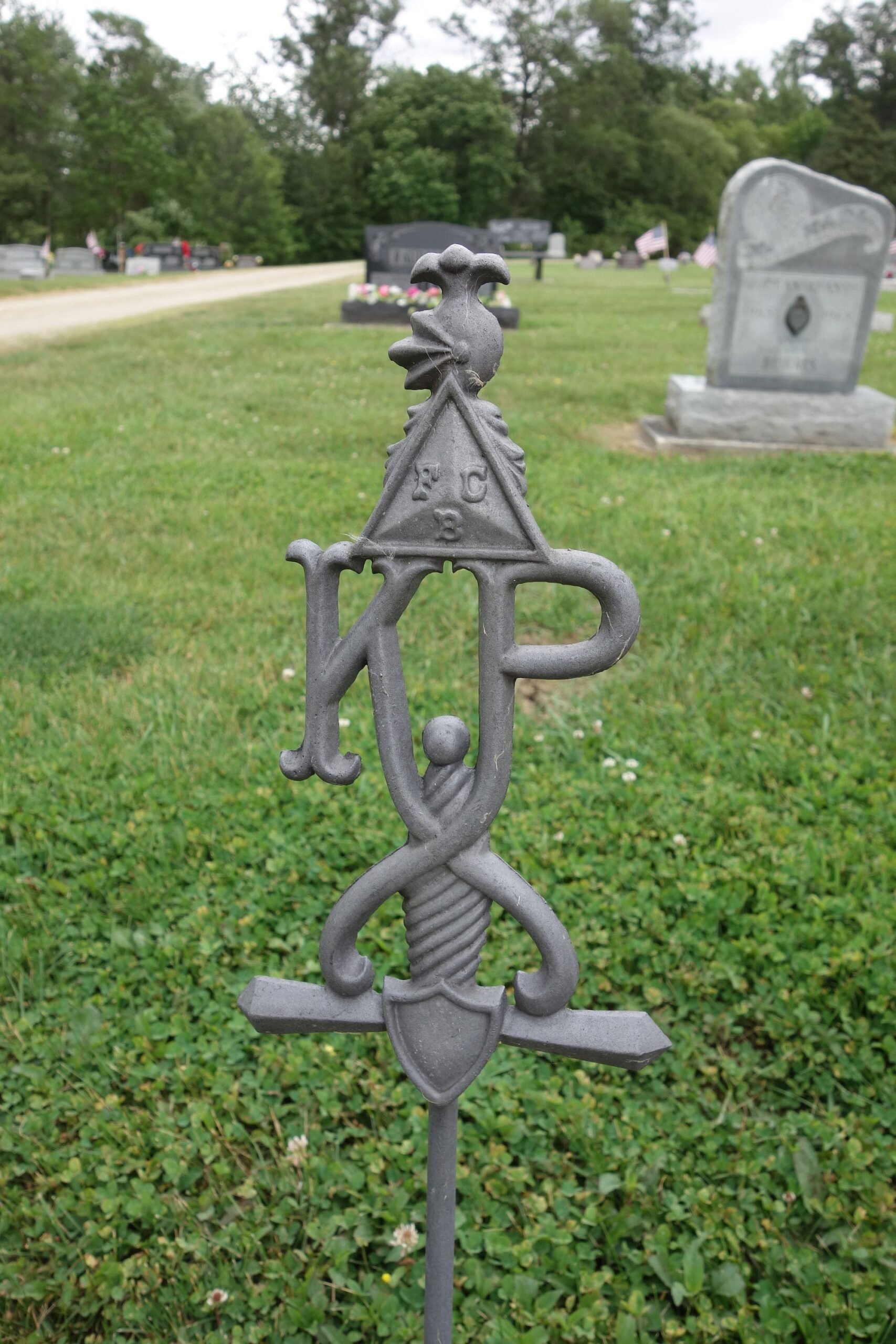Tombstone Tuesday-Knights of Pythias Flag Staff – Karen’s Chatt